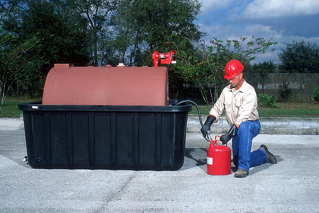UltraTech Containment Sump 550: With Drain - Black - 2820 - Jendco ...