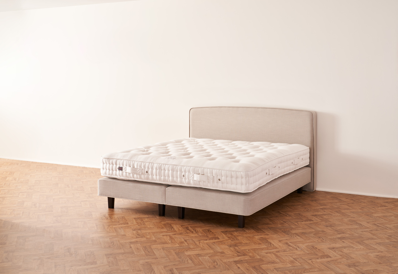 Vispring Elite Sprung Edge Divan Set - Fitzgeralds Bed Centre