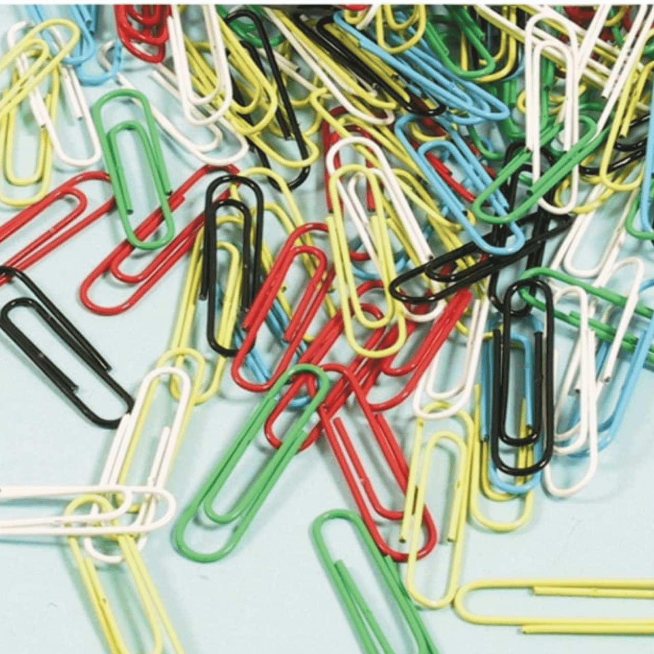 Coloured Paper Clips (375) | EYR