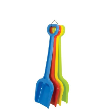 Set of 4 Plastic Spades | EYR