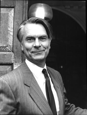 39050853-Baron David Owen Politician at the SDP headquarters in Cowley ...