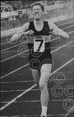 32497409-Olympic Athlete Ian McCafferty break s the 5000 metres world ...