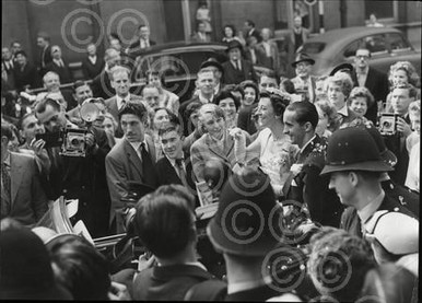 34482407-Wedding of Athlete Gordon Pirie and Shirley Hampton at Caxton ...