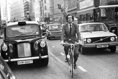 39120523-Lord William Rodgers Transport Secretary William Thomas ...