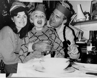 39120541-John Stonehouse is pictured with his wife Sheila Stonehouse ...