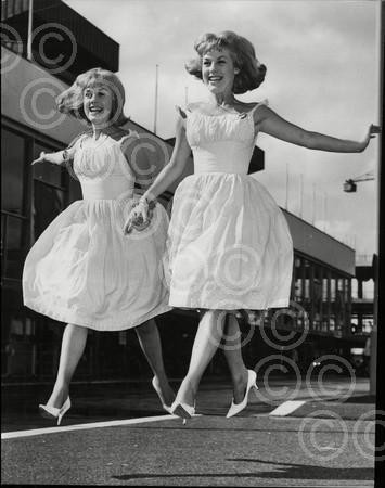 34509501-16 year old Twin Actresses Jennifer Baker left and Susan Baker ...
