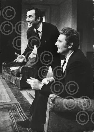 34510419-Playwright Harold Pinter on stage at the Palace theatre ...