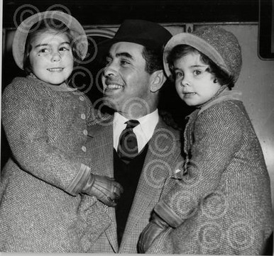 34532025-Tyrone Power, actor with his children Romina Power and Taryn ...