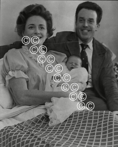 34583180-Brian Rix and his wife, Elspet Gray at the Princess Beatrice ...