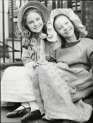 34997026-Actresses Sarah Jane Varley left and Sarah Webb. for full ...
