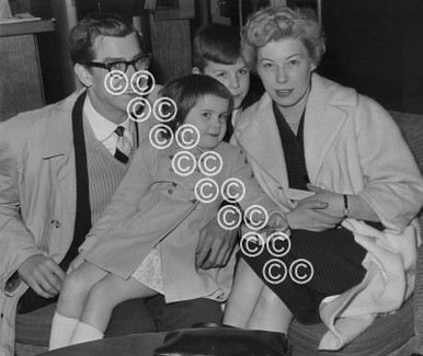 35295754-Actor Barry Took DEAD 03 02 with his wife Dorothy and Benny ...