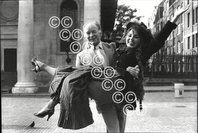35585142-Actors, Caroline Villiers and Tony Britton, co-stars in ...