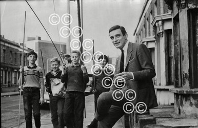 35713772-Tom Adams, Actor from television programme Emergency Ward 10 ...