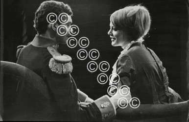 35915084-John Nightingale as Coriolanus and Charlotte Womersley as his ...
