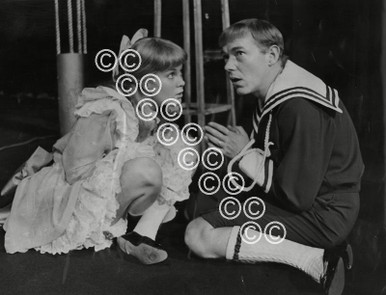 35915110-Jennifer Clulow and Michael Bryant in a scene from The Royal ...