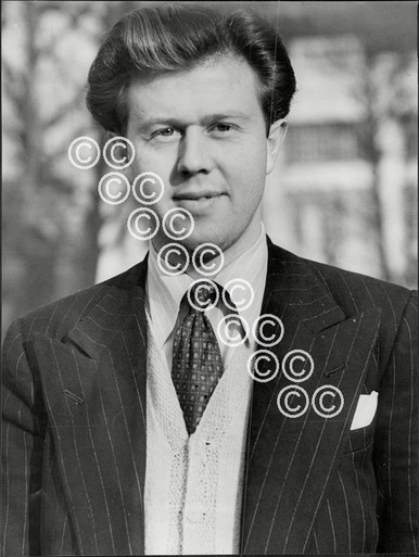 36311589-Michael Medwin, actor, 1948. . - Newsprints