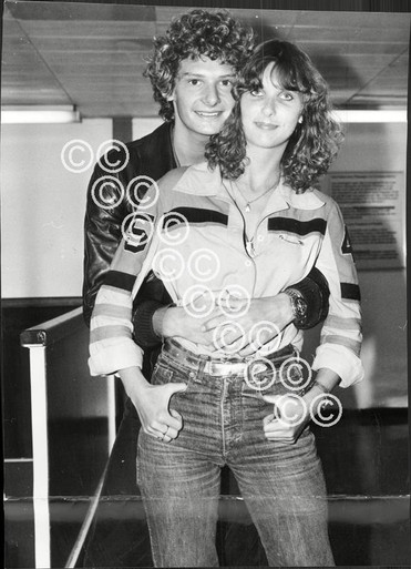 36311724-Mark Lester, actor with girlfriend Janne Henson, Heathrow ...