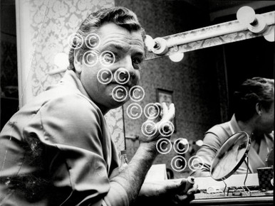 36862736-Actor Kenneth More Died 7 82 . . - Newsprints