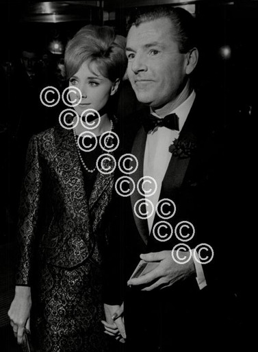 36862897-Actor Kenneth More Died 7 82 and third wife Angela Douglas at ...