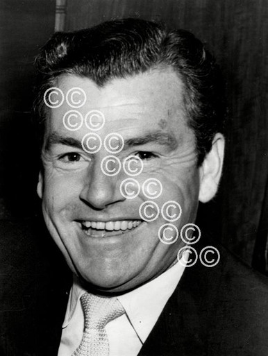 36863031-Actor Kenneth More Died 7 82 . . . - Newsprints