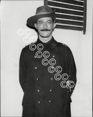 37234928-Actor Edward Sinclair in Boer War South African military ...