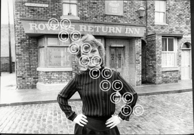 37234989-Cheryl Murray, actress, on set of tv soap opera Coronation ...