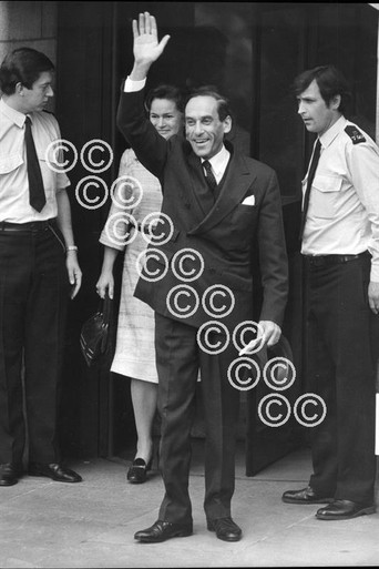 40109705-Jeremy Thorpe Mp on the steps of the old Bailey Thorpe was put ...