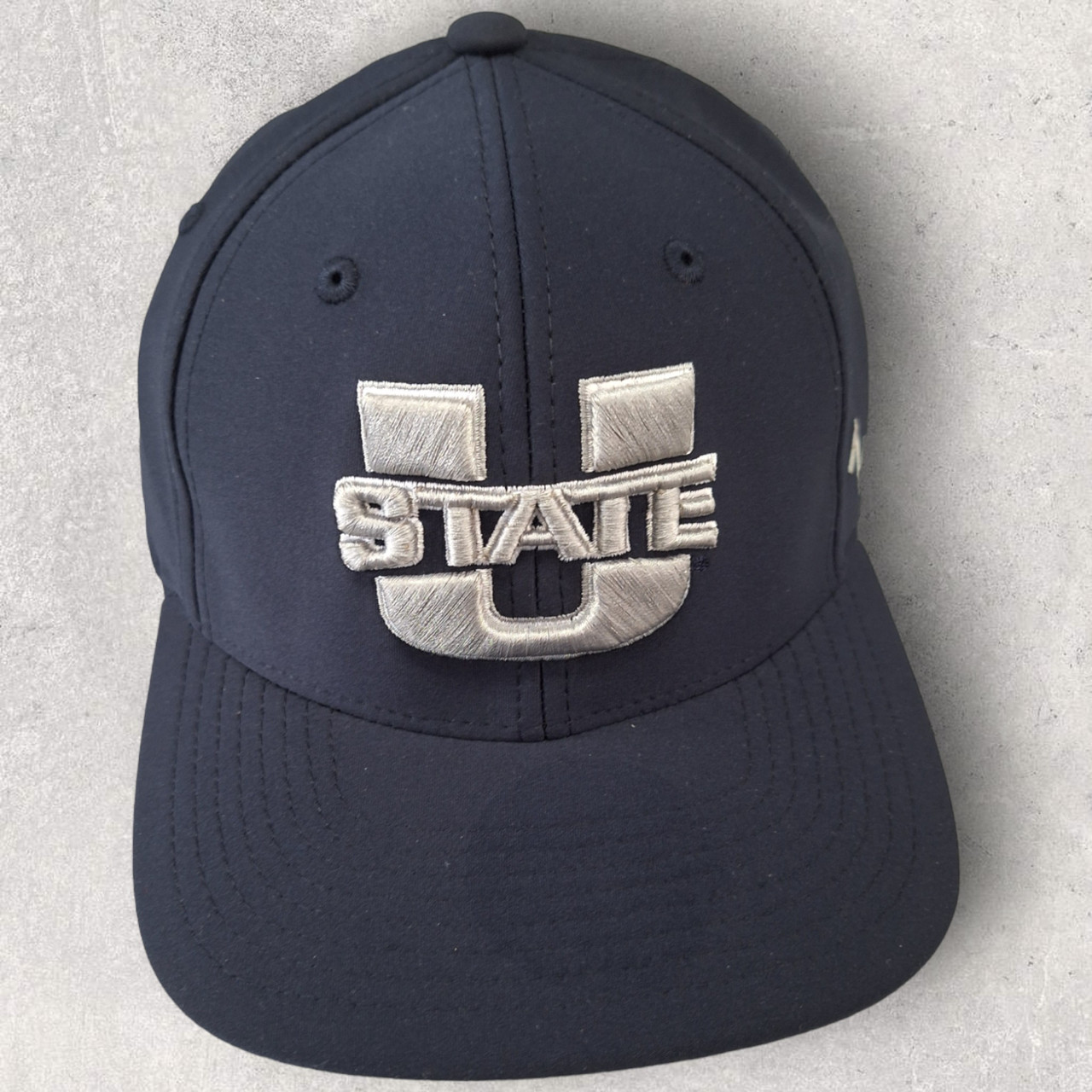 Hypercool Slight Curve ZFit Navy Hat