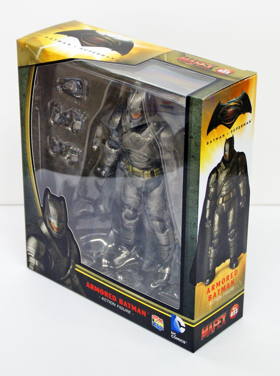 Medicom MAFEX 023 ARMORED BATMAN from Batman V Superman Figure ...
