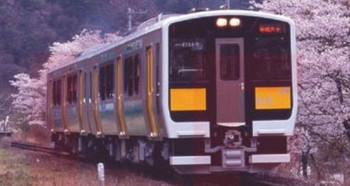 A6773 KIHA E131 + KIHA E132 2 Cars Set (N Scale)