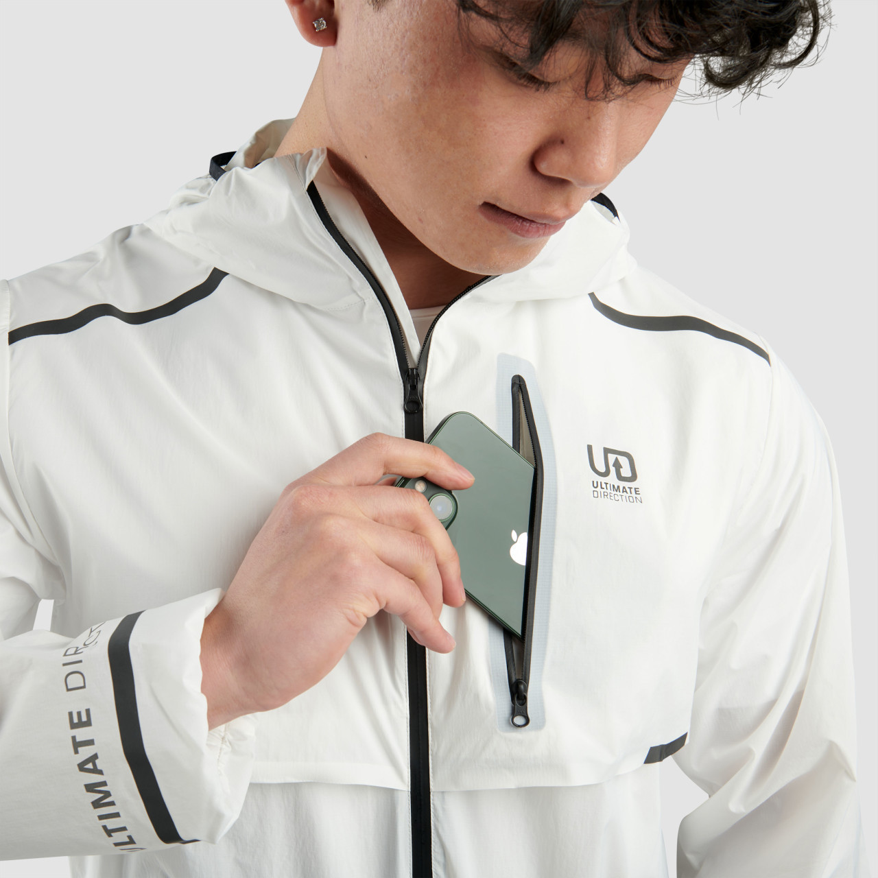 Ultimate Direction Aerolight Wind Jacket - MyTriathlon