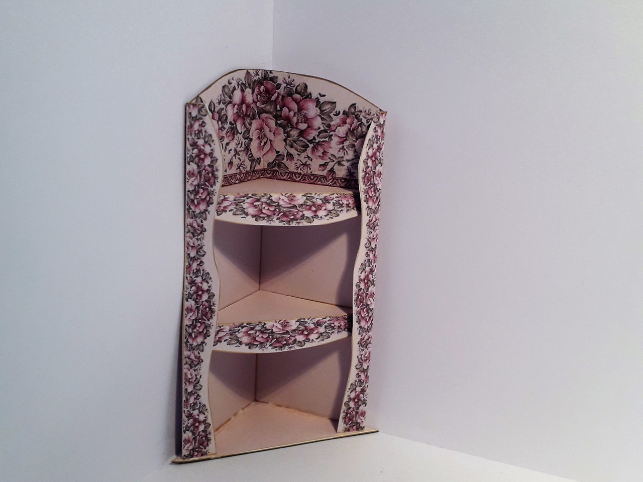 Download - Pink/lilac Shelving set - ZENA'S MINIATURES