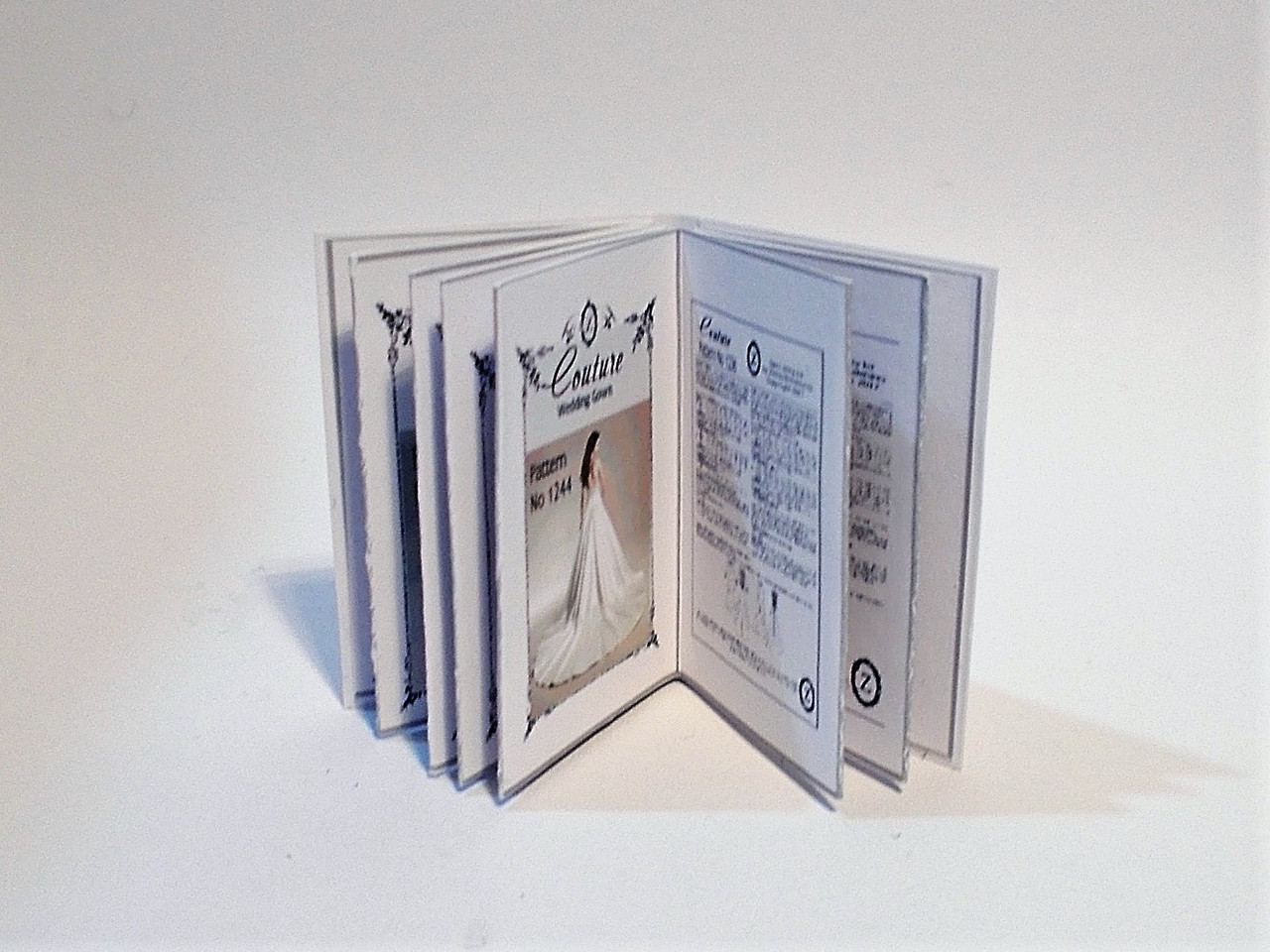 Kit - Wedding Pattern Display & gown book - ZENA'S MINIATURES