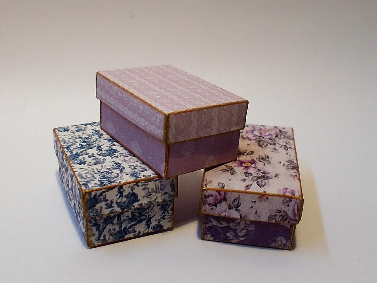 Kit - Shoe Box set No1 - makes 6 boxes in 3 designs - ZENA'S MINIATURES