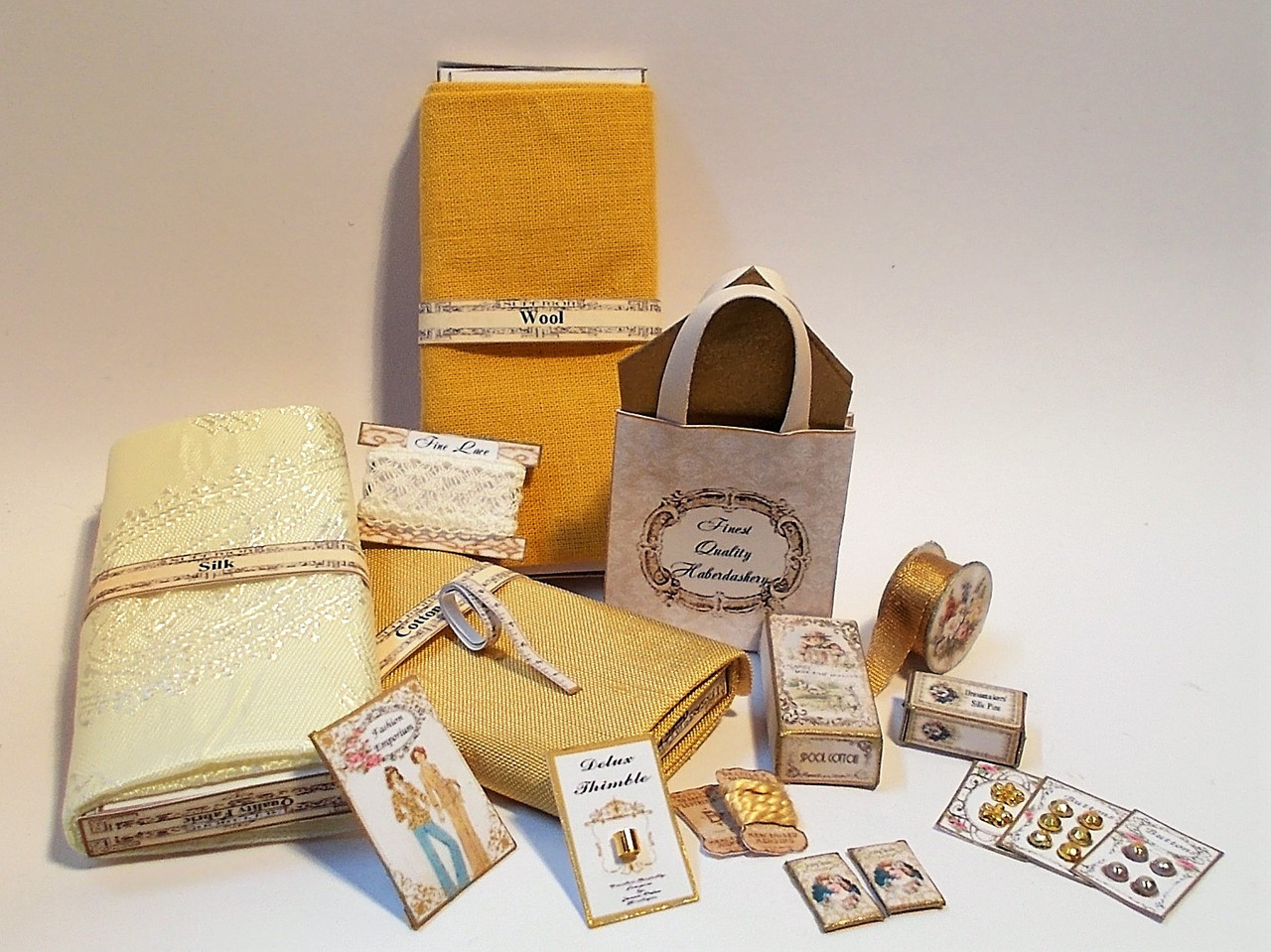 Kit - Haberdashery set - Gold - ZENA'S MINIATURES