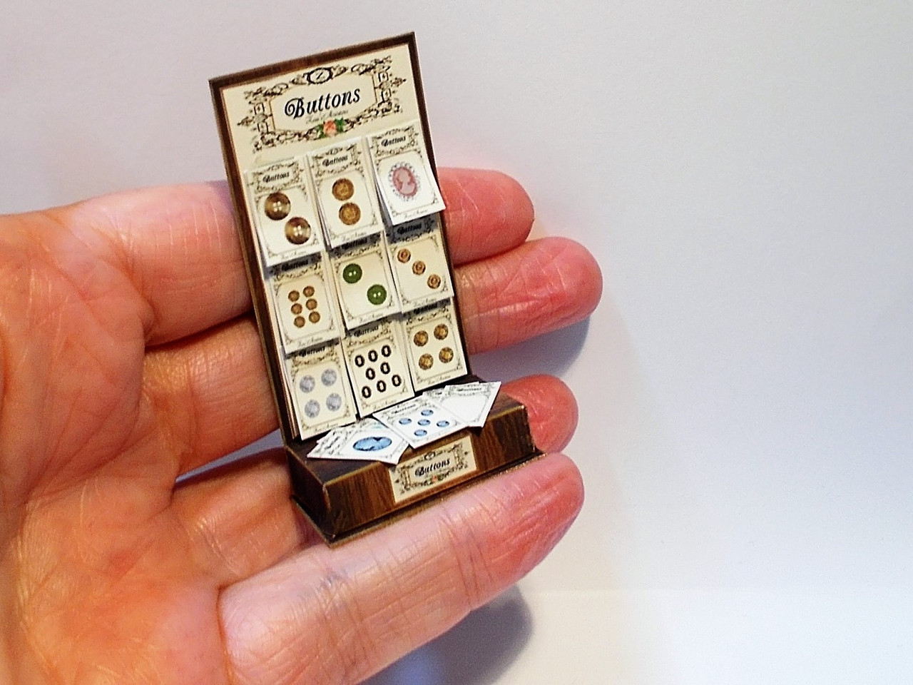 Download - Button Stand No1 - ZENA'S MINIATURES
