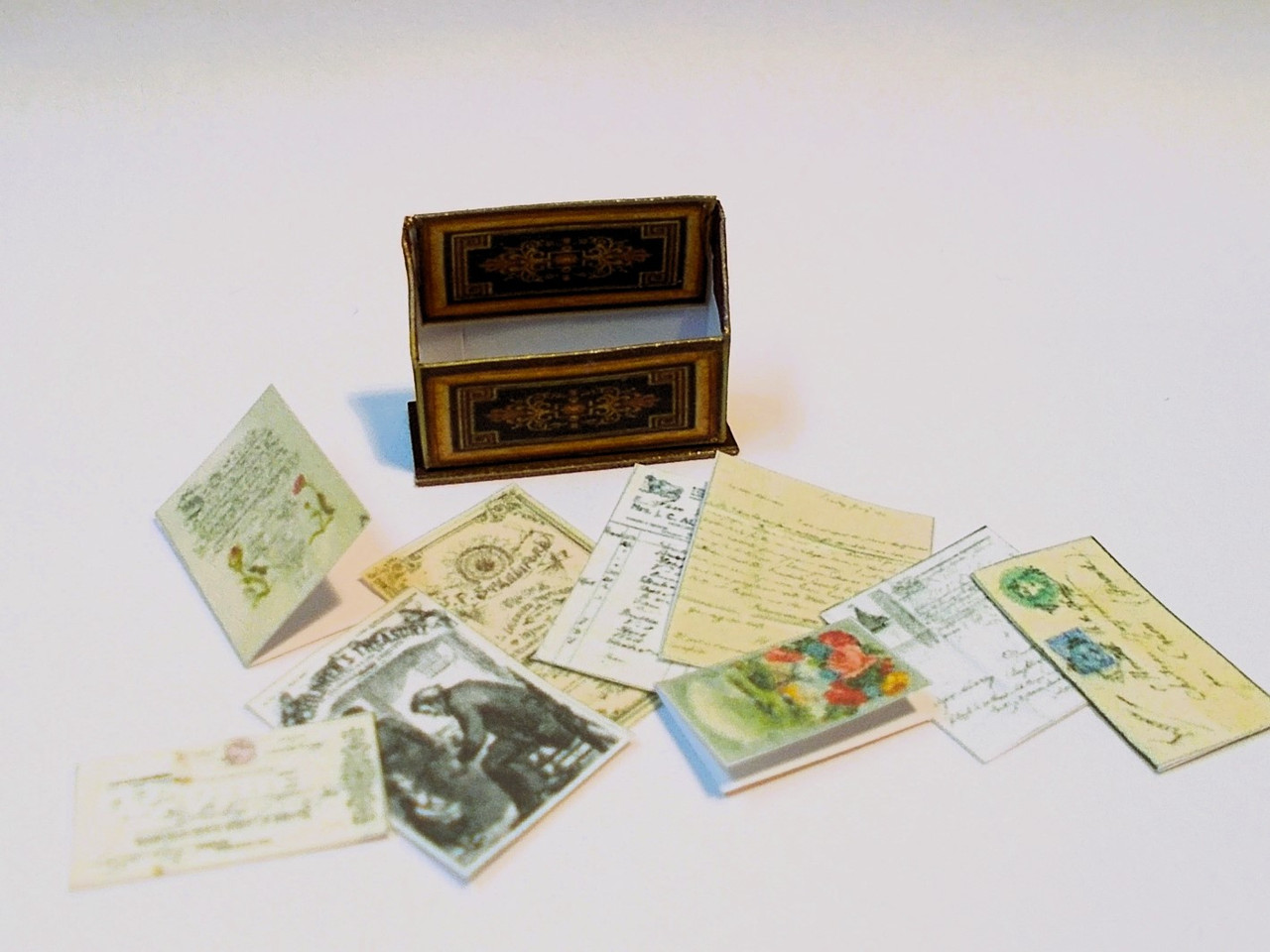 Letter Stand - Brown - ZENA'S MINIATURES