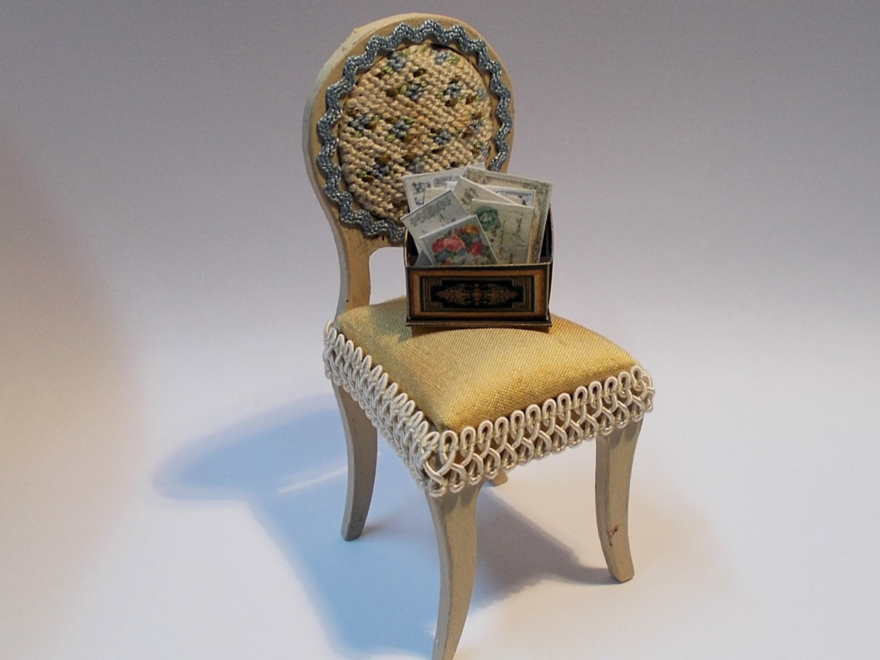 Letter Stand - Brown - ZENA'S MINIATURES