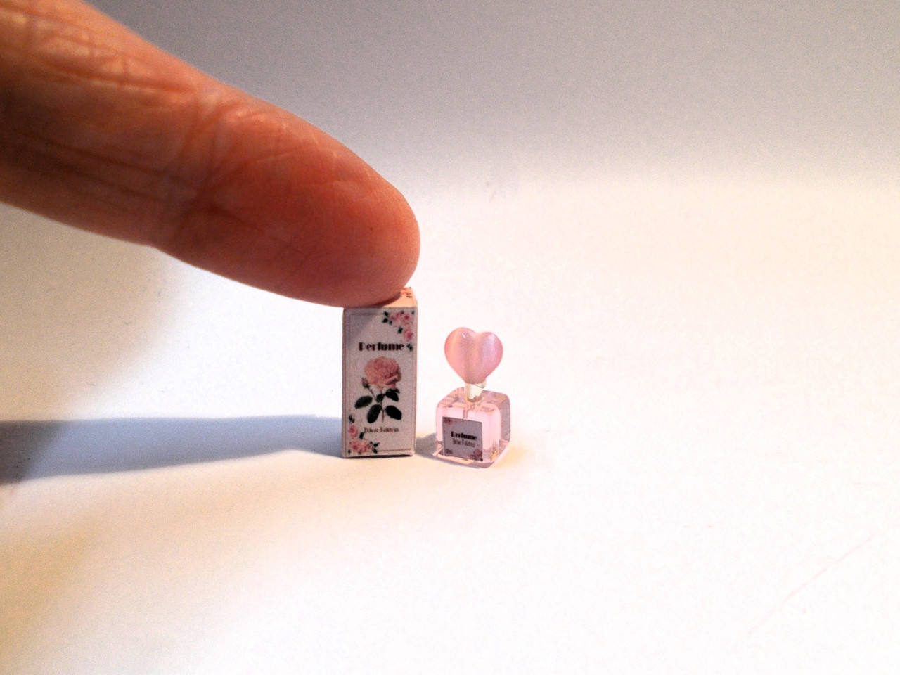 Rose Perfume Bottle & Box - ZENA'S MINIATURES