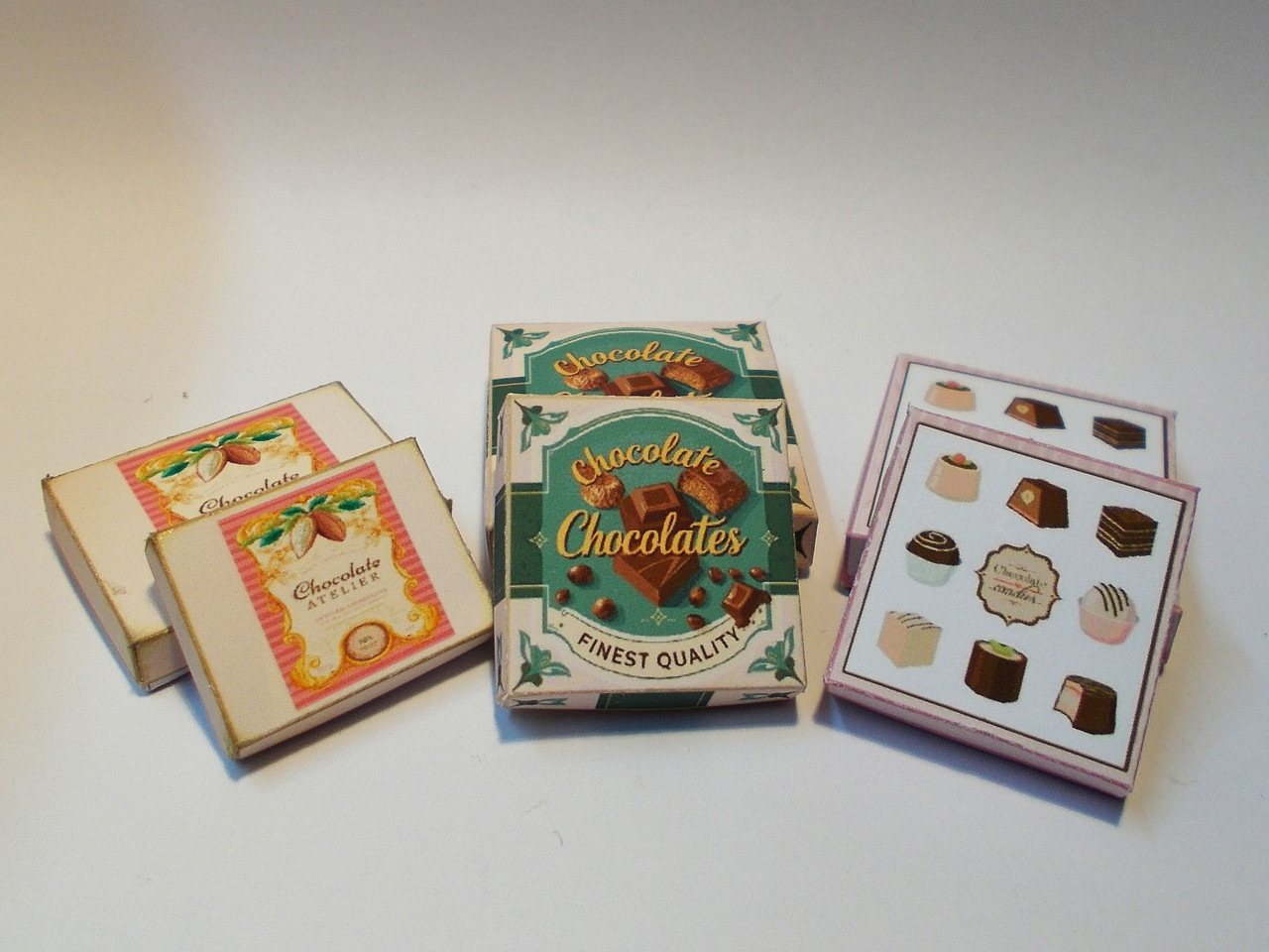 Kit - Chocolate Boxes No3 - ZENA'S MINIATURES