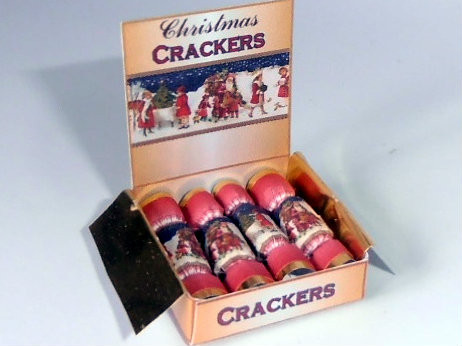 Download - Christmas Crackers - Snow Scene - ZENA'S MINIATURES