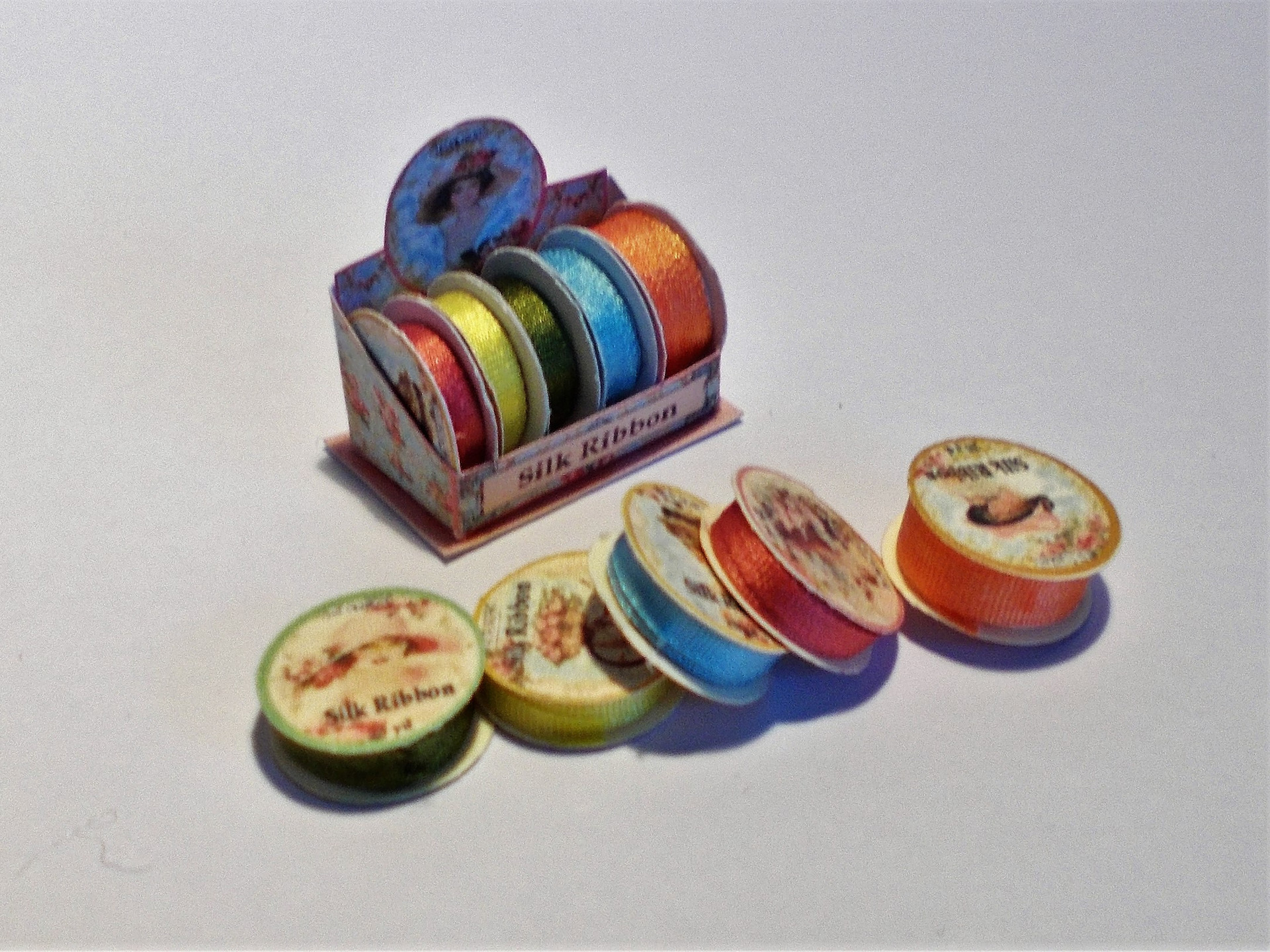 Download - Ribbon Display Stand - Pink Floral - ZENA'S MINIATURES