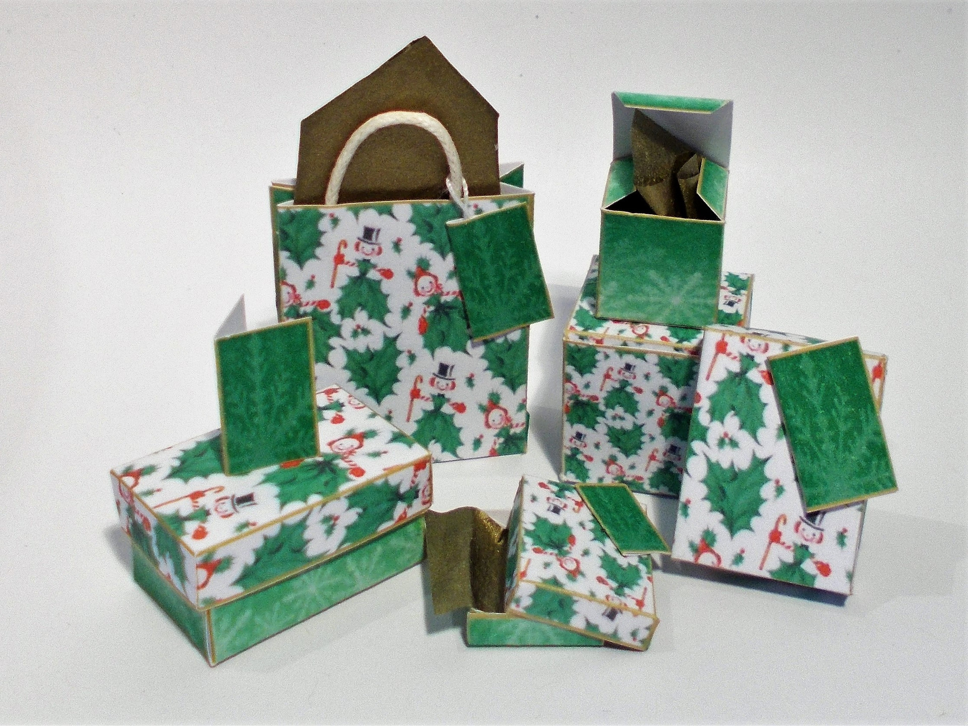 Download - Edwardian Wedding Boxes and bags - ZENA'S MINIATURES