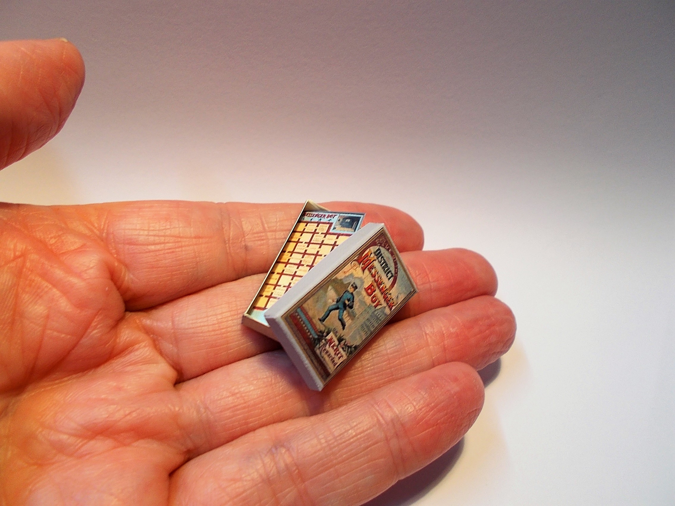 Vintage Board Game - Messenger Boy - ZENA'S MINIATURES
