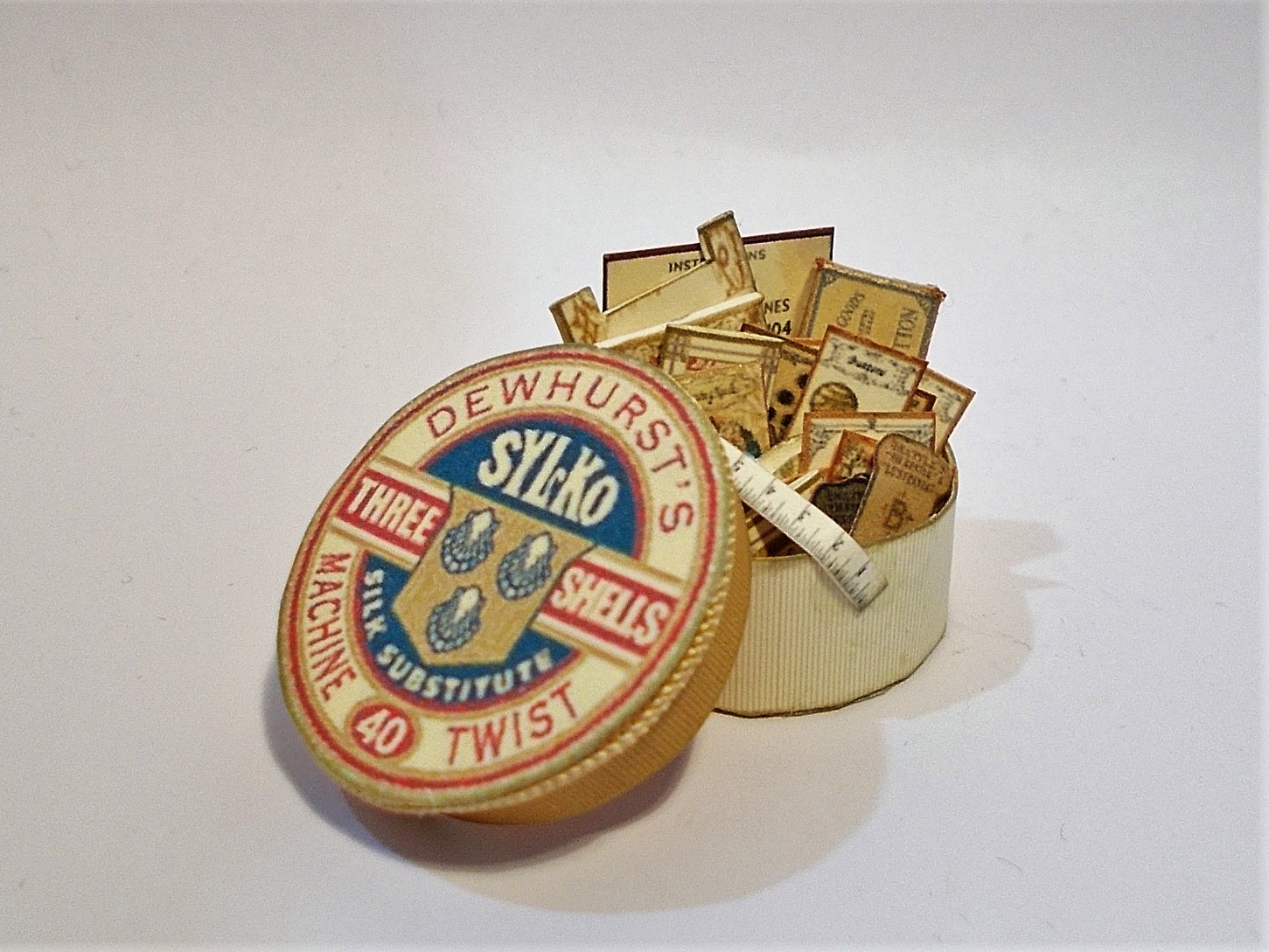 Kit - Sylko sewing box & sewing notions - ZENA'S MINIATURES