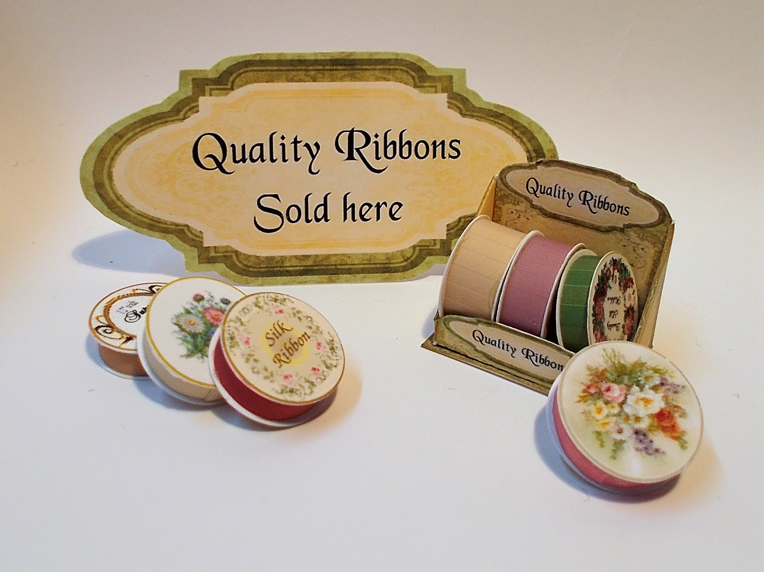 Kit - Quality Ribbons Display Stand & 8 ribbon reels - ZENA'S MINIATURES