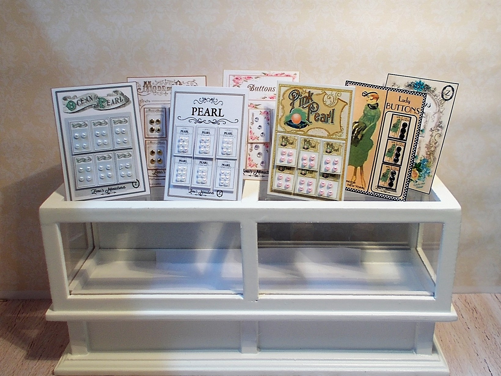 Button Display Stand - Pink Pearl - ZENA'S MINIATURES