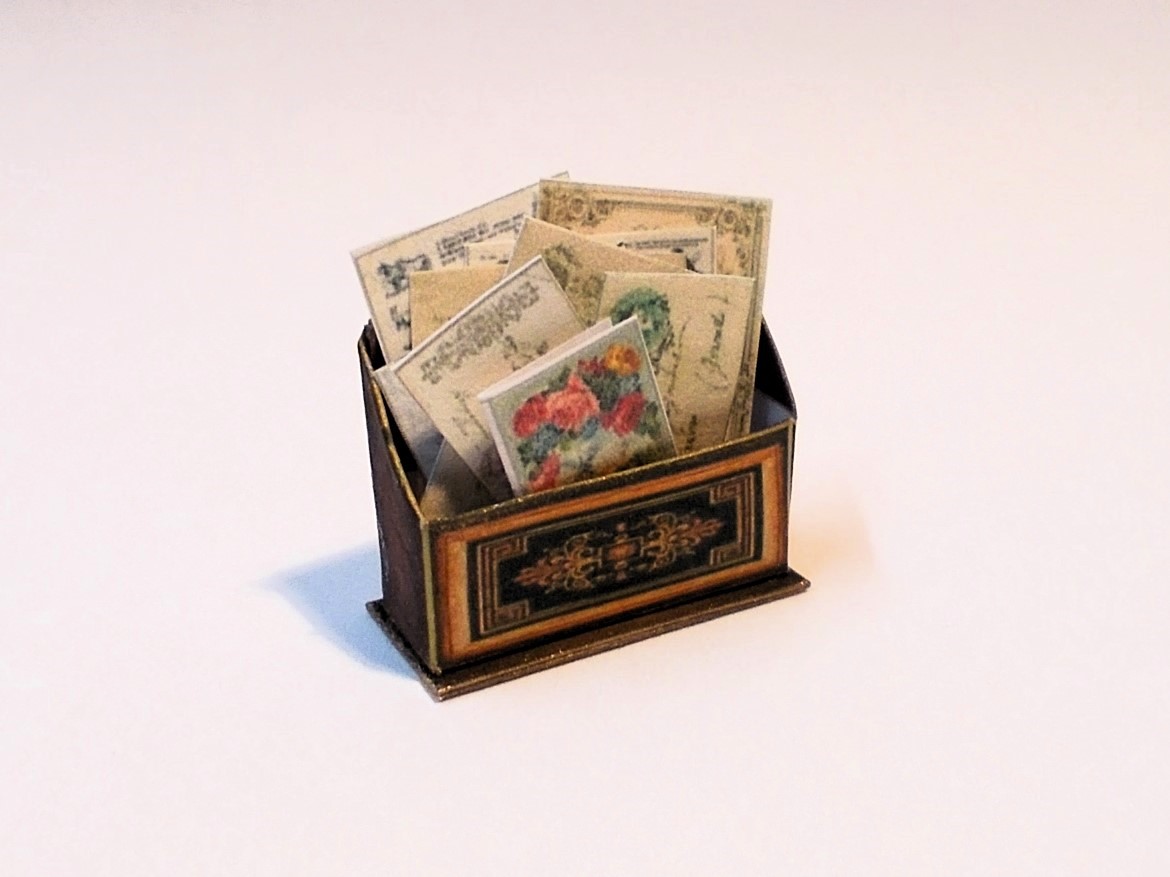Letter Stand - Brown - ZENA'S MINIATURES