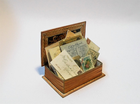 Kit - Box of Letters - ZENA'S MINIATURES