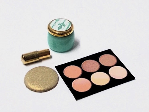Cosmetic Set 4 items (CS2) - ZENA'S MINIATURES